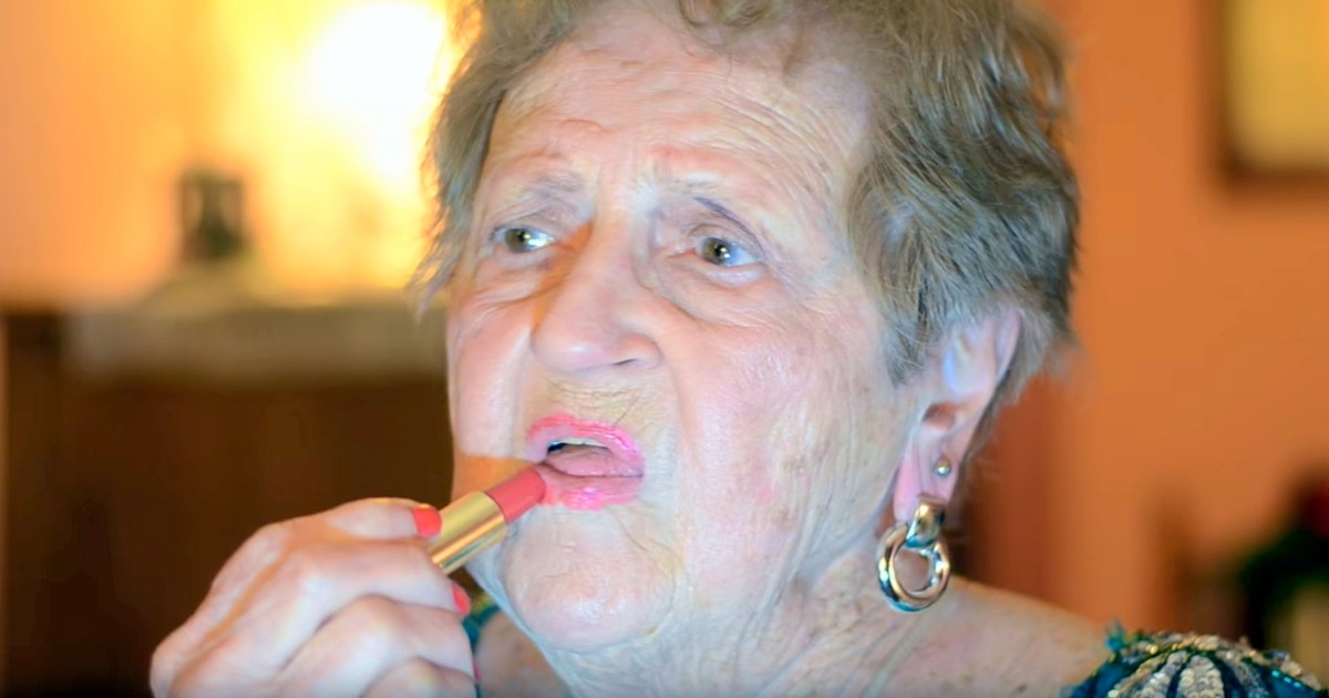 Grandma Gives Entertaining Makeup Tutorial